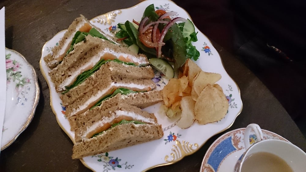 WHITE RABBIT TEA HOUSE - Updated May 2025 - 5 Bridlesmith Walk ...