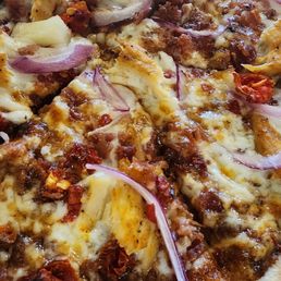 THE ROAD GRILL-N-PIZZA - Updated July 2025 - 175 Photos & 281 Reviews ...