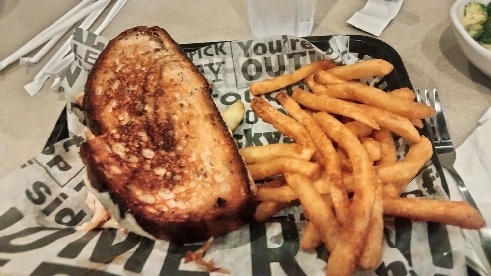 THE BRICK HOUSE TAP & GRILL - Updated January 2026 - 36 Photos & 92 ...