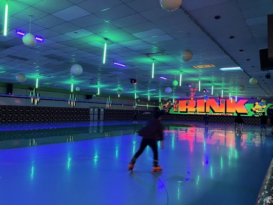 THE RINK - 123 Photos & 229 Reviews - 2900 Bradshaw Rd, Sacramento, CA ...