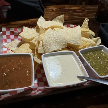 FRIO GRILL - Updated July 2025 - 250 Photos & 365 Reviews - 16410 ...