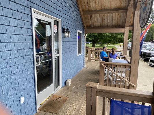 LAKE LIFE CAFE - Updated December 2024 - 52 Photos & 26 Reviews - 22 ...