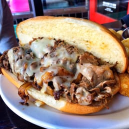 HUB RESTAURANT & ICE CREAMERY - Updated July 2025 - 1207 Photos & 1540 ...