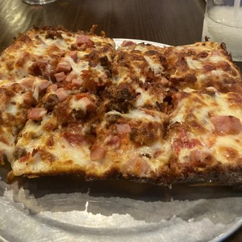 PIZZA BYRONZ - Updated October 2025 - 265 Photos & 132 Reviews - 8210 ...