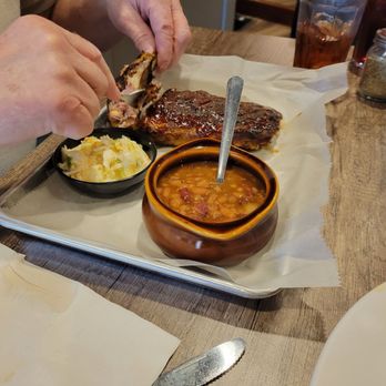 WOLFIES GRILL - PENDLETON - Updated July 2025 - 26 Photos & 19 Reviews ...
