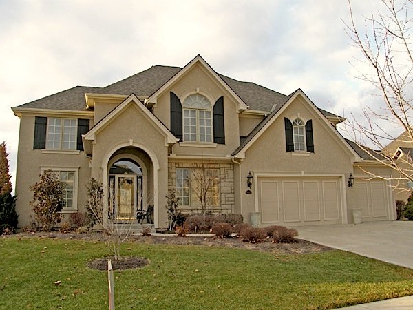 SHAHAR MANAGEMENT - DEBBIE WALSH - Updated December 2024 - Contact ...