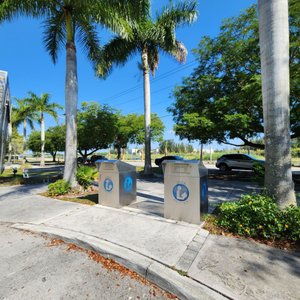 CYBRARIUM - Updated January 2025 - 26 Photos - 80 W Mowry Dr, Homestead ...