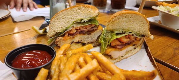 THE BREW BROTHERS TAP HOUSE - Updated January 2026 - 230 Photos & 299 ...