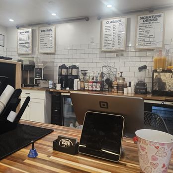 BODEGA CAFE - Updated July 2025 - 86 Photos & 45 Reviews - 3574 Holland ...