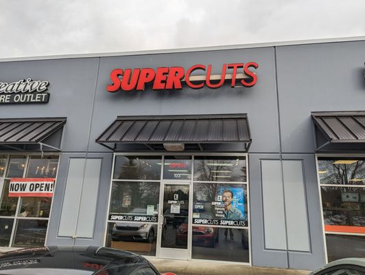 SUPERCUTS - Updated January 2026 - 24 Photos & 18 Reviews - 11717 NE ...