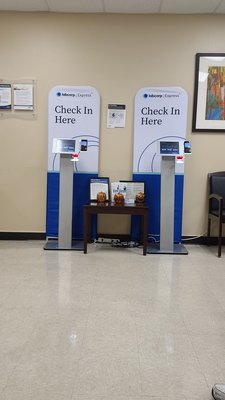 LABCORP - Updated September 2025 - 16 Photos & 54 Reviews - 653 N Town ...