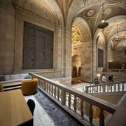 CREW COLLECTIVE & CAFÉ - 754 Photos & 351 Reviews - 360 Rue Saint ...