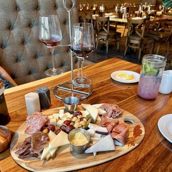 SMASHING GRAPES - Updated December 2025 - 523 Photos & 362 Reviews ...