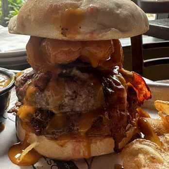 BOSTON BURGER COMPANY - Updated October 2024 - 556 Photos & 475 Reviews ...