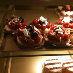 CERRATO’S PASTRY SHOP - Updated December 2025 - 159 Photos & 84 Reviews ...