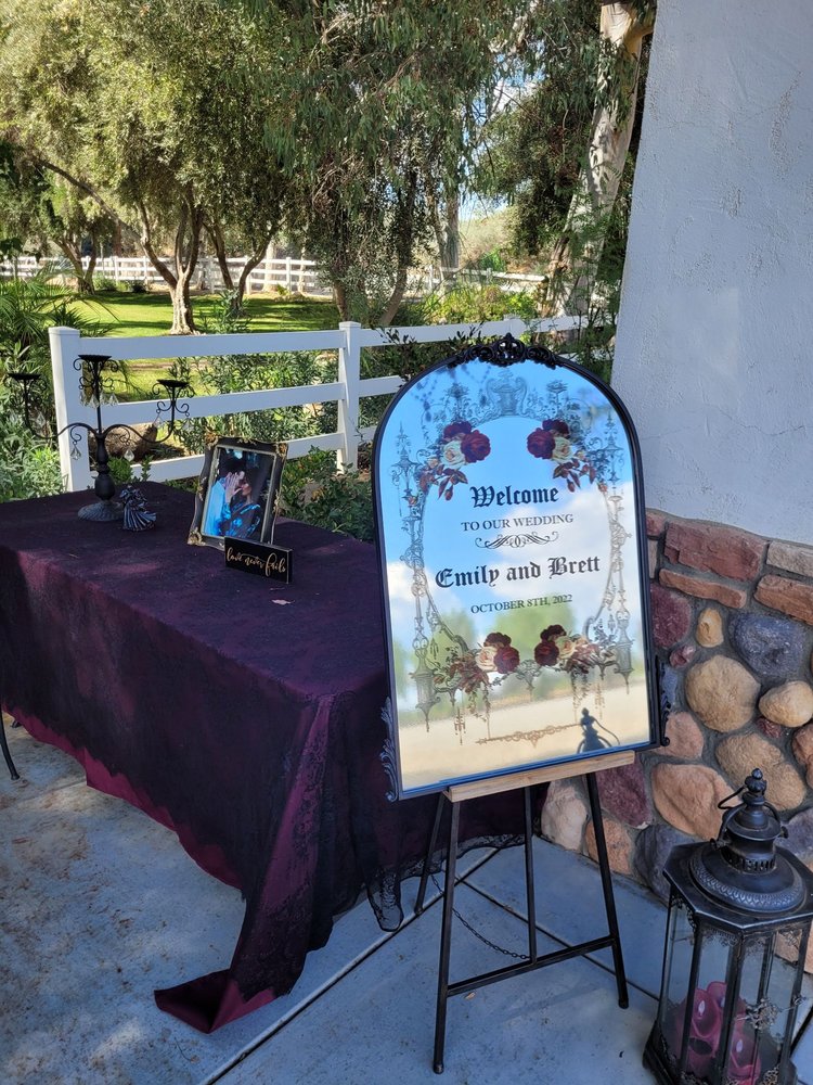 DH GRAPHICS - Updated October 2024 - 21 Photos & 22 Reviews - 26305 ...