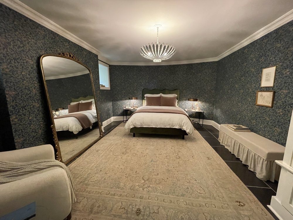 COTTONLAND CASTLE - Updated December 2025 - 45 Photos - 161 S 33rd St ...