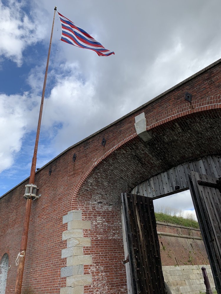 FORT MIFFLIN - Updated July 2025 - 139 Photos & 28 Reviews - 6400 Hog ...