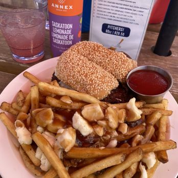 FOX BURGER - Updated December 2025 - 84 Photos & 77 Reviews - 6423 112 ...