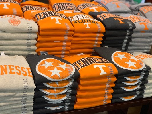 ALUMNI HALL - Updated May 2024 - 24 Photos - 11309 Parkside Dr ...