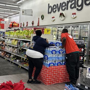 CVS PHARMACY - Updated July 2025 - 24 Photos & 105 Reviews - 303 S La ...