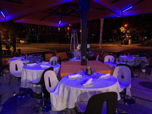 DC CAPITOL SQUARE BAR & GRILL - Updated January 2025 - 124 Photos & 70 ...