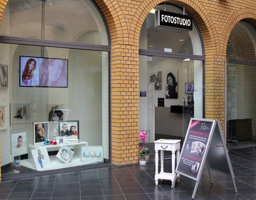 PROFI PORTRAIT STUDIO - Updated December 2024 - Alter Posthof 9, Aachen ...