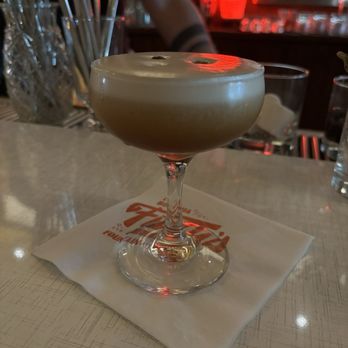 FIZZY’S FOUNTAIN & LIQUORS - Updated March 2025 - 306 Photos & 130 ...
