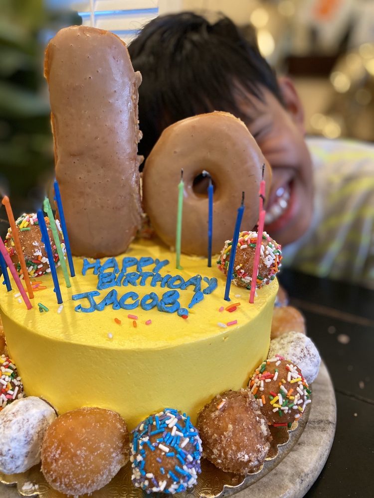 S & S DONUT & BAKE SHOP - Updated August 2024 - 195 Photos & 215 ...