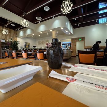 SUSHI BROADWAY - Updated December 2025 - 135 Photos & 54 Reviews - 2549 ...