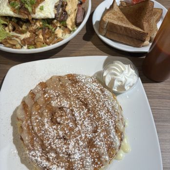 STACKED PANCAKE & BREAKFAST HOUSE - Updated September 2025 - 39 Photos ...