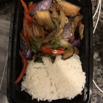 BLOCK 9 THAI STREET EATS - Updated August 2024 - 130 Photos & 75 ...