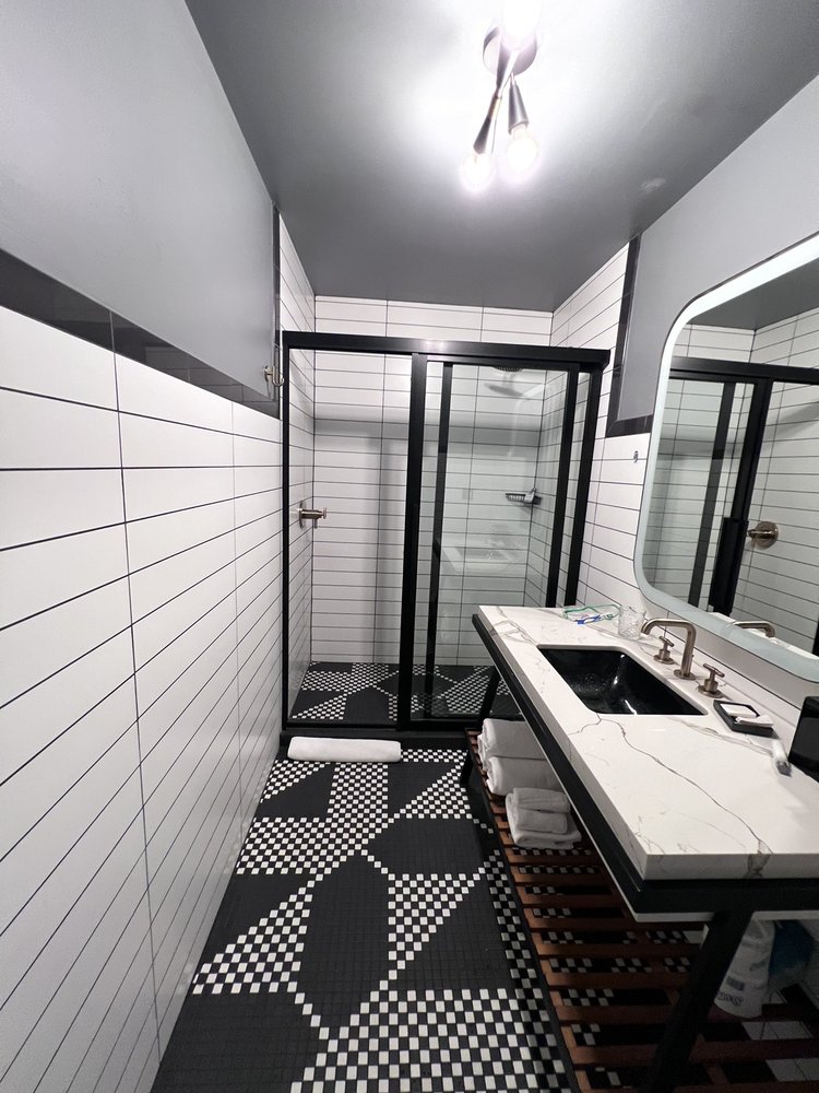 THE WHEELHOUSE HOTEL - Updated December 2025 - 24 Photos & 42 Reviews ...