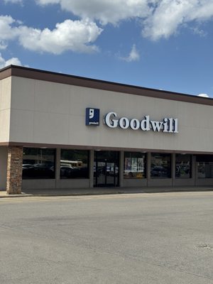 GOODWILL RETAIL STORE OF MIDDLE TENNESSEE - Updated May 2026 - 18 ...