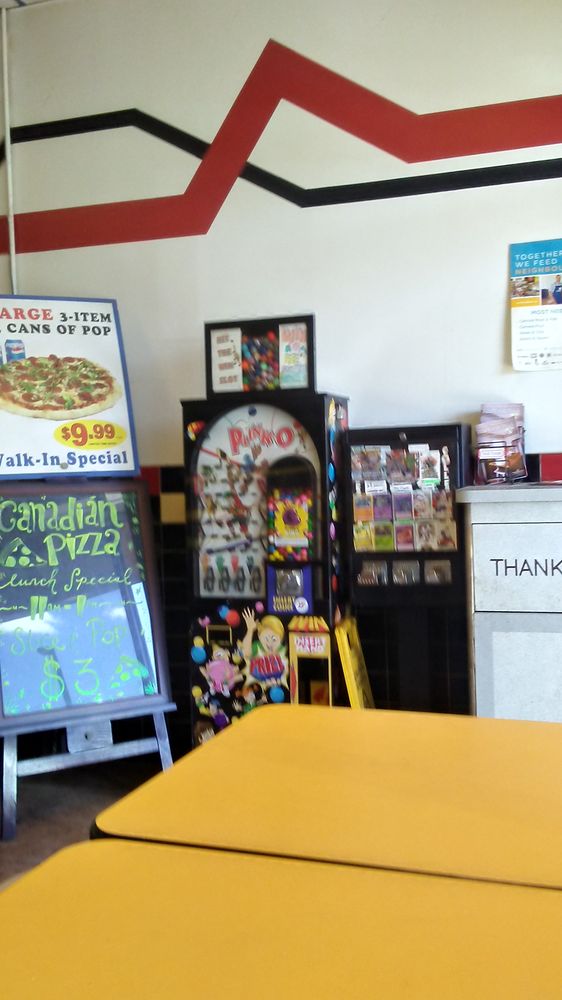 CANADIAN PIZZA - Updated December 2025 - 10 Photos - 315 Lincoln Rd ...