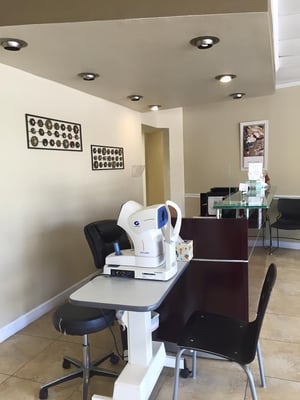 OPTICAL OUTLETS - Updated October 2025 - 59 Reviews - 3202 W Kennedy ...