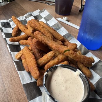 LEMONADE HOUSE GRILLE - Updated December 2025 - 31 Photos & 17 Reviews ...