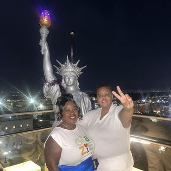 MOXY COLUMBIA DOWNTOWN - Updated December 2025 - 39 Photos - 1200 Main ...