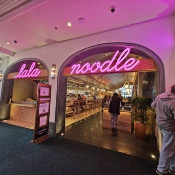 LA LA NOODLE - Updated May 2025 - 2028 Photos & 1052 Reviews - 3770 S ...