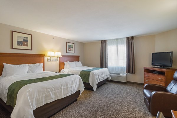 QUALITY INN & SUITES WATERLOO - CEDAR FALLS - CEDAR VALLEY - Updated ...