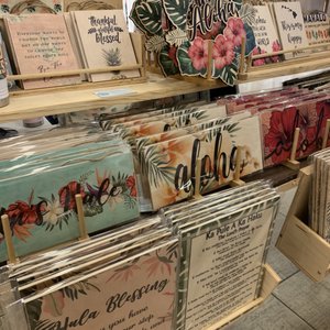 WAIMALU SHOPPING CENTER - Updated September 2024 - 44 Photos & 26 ...