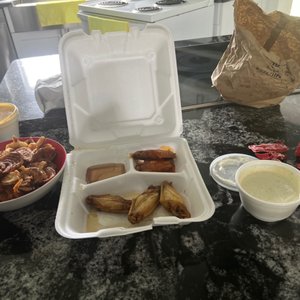 WINGS PLUS - 126 Photos & 247 Reviews - Chicken Wings - 9880 W Sample ...