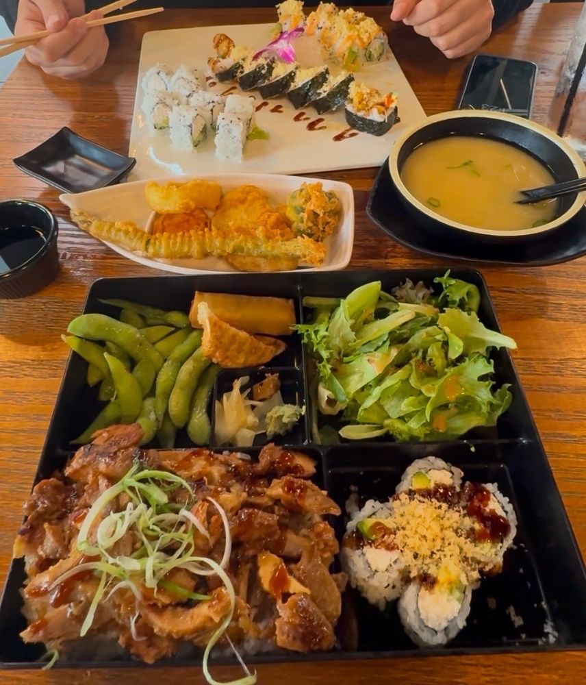 BLUEFIN SUSHI & RAMEN - Updated May 2025 - 119 Photos & 47 Reviews ...