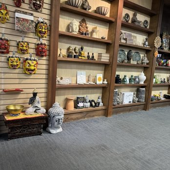 VROMAN’S BOOKSTORE - Updated December 2024 - 1294 Photos & 896 Reviews ...