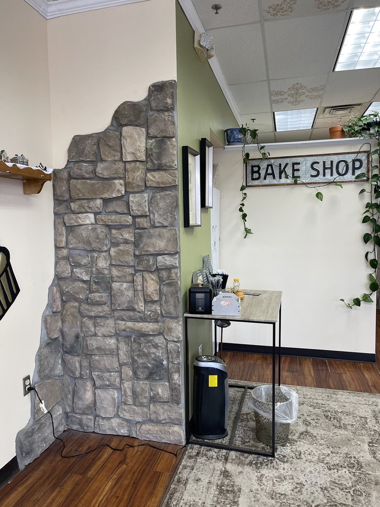 HONEYCOMB BAKERY with photos - Updated August 2024 - 12 Photos & 29 ...