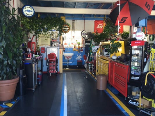 COMMUNITY AUTO CENTER - Updated October 2025 - 43 Photos & 238 Reviews ...