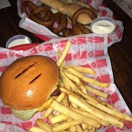 MAXDONS BAR AND GRILL - Updated July 2025 - 107 Photos & 214 Reviews ...