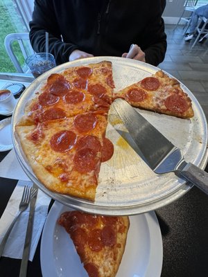 LIL’ CUCCI’S PIZZERIA - Updated August 2025 - 17 Photos & 27 Reviews ...