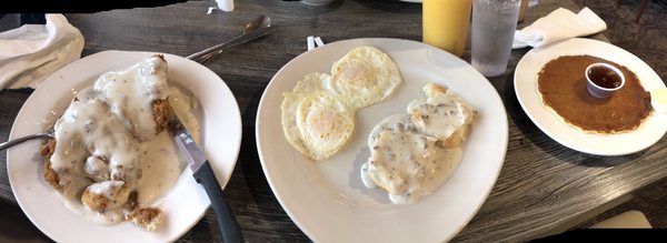 PICKLES - Updated January 2025 - 37 Photos & 80 Reviews - 2713 N ...