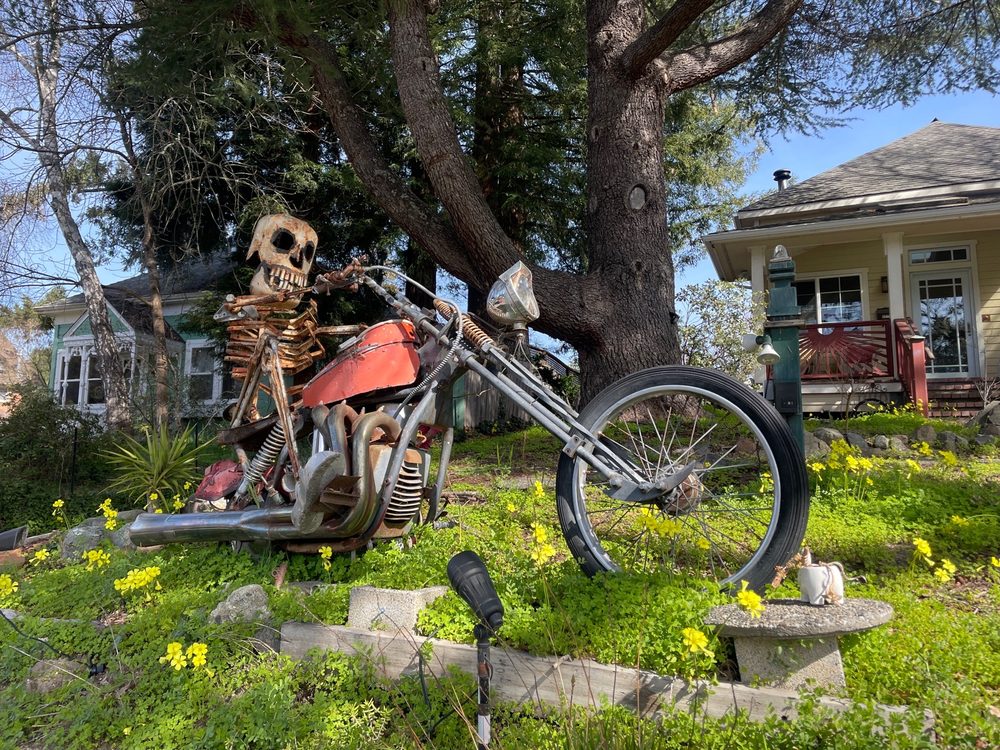 Patrick Amiot Sculpture Art- Florence Avenue, Sebastopol | Roadtrippers